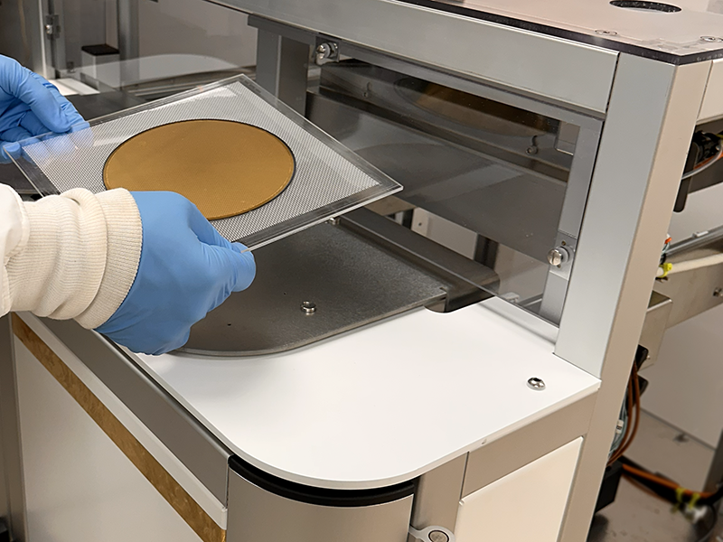 Apogee Slide Debonder - Cost Effective Equipment